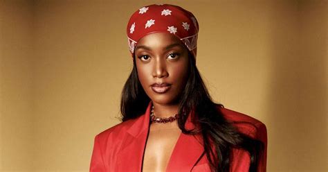 Iza Garante Não Está Em Um Novo Affair