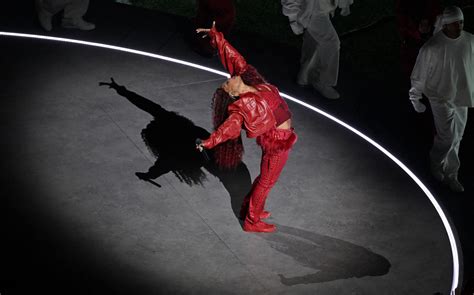 El Significado Del Look De Kendrick Lamar En El Show Del Super Bowl