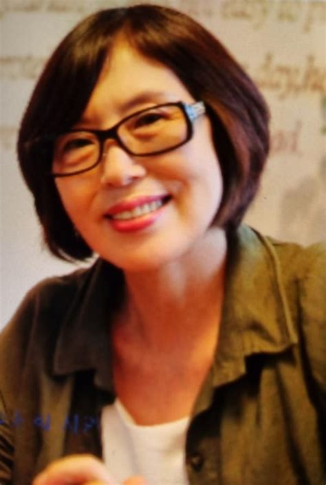 문학에스프리 발행인 박세희 시인의 시집백제일보