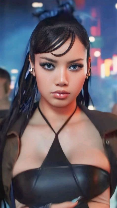 Lisa Rockstar Official Music Video Güzellik Kraliçesi Güzellik