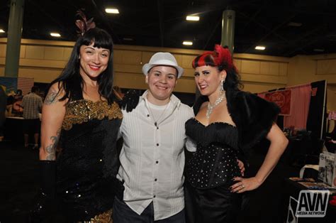Exxxotica Miami Beach 2012 Avn