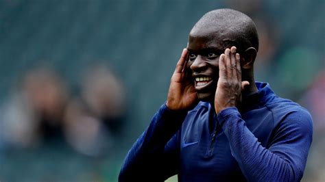 Chelsea Ngolo Kanté Remarqué Pour Sa Nouvelle Coupe De Cheveux à La