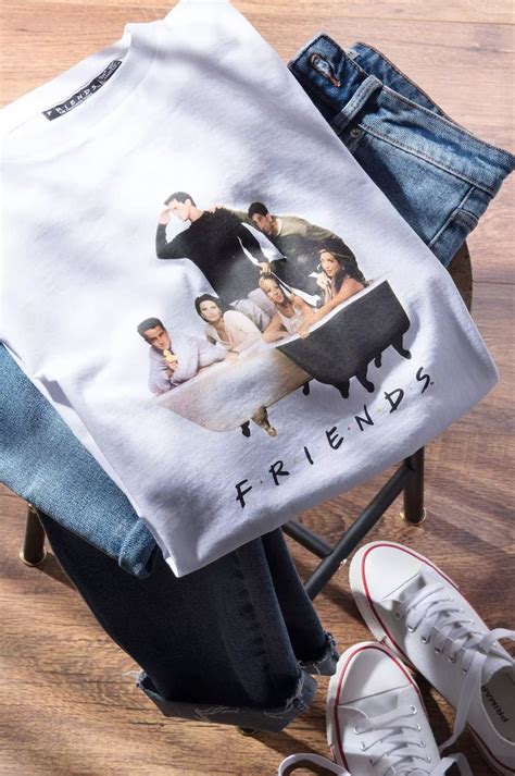 Friends Tv Show Gifts, Presents For Best Friends, Friends Moments ...
