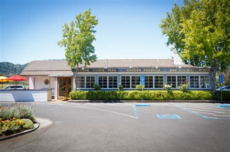 Mustards Grill In Napa Valley