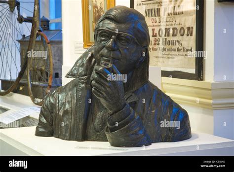 Bust Of Fellwalker And Author Arthur Wainwright In Kendal Museum