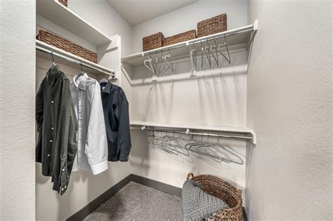 Aura Apache Apartments 1830 E Apache Boulevard Tempe Az Rentcafe