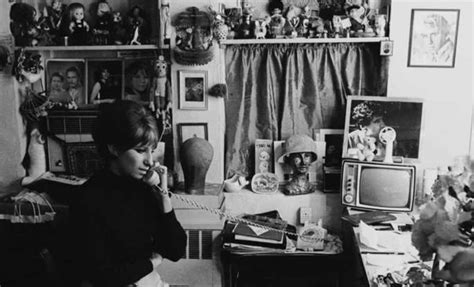 Vintage Celebrity Dressing Room Moments