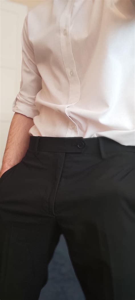 Suited Bulge Soft Vs Hard R Bulges
