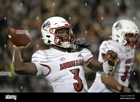 Louisville Quarterback Malik Cunningham 3 Throws On The Run During