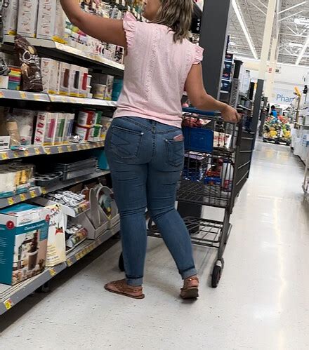 Nice Ass In Walmart Tight Jeans Forum