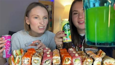 клининг украл сережки мукбанг роллы с Катей еда еданакамеру