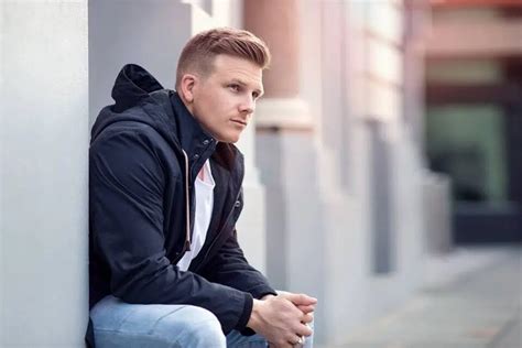 Simon Arblaster ─ Wiki Bio Height Age Married Net Worth Wife