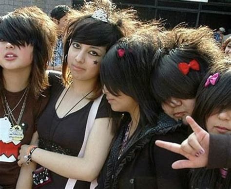 Pin By Alex D On Emoscene Emo Scene Hair Emo Scene Emo Photos