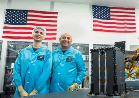 Dibu Martínez Llegó Al Espacio Spacex Lanzó Un Satélite Con Su Nombre