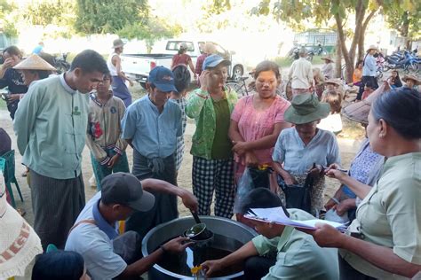 ကံမမြို့နယ်တွင် ပြည်သူများအား စားအုန်းဆီများ ဈေးနှုန်းချိုသာစွာဖြင့် ဆက