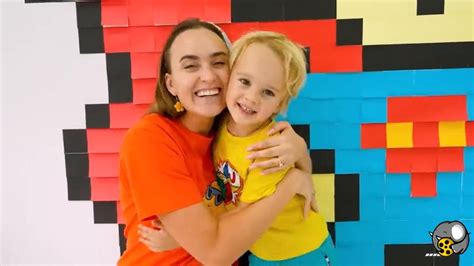 ولاد و نیکی ولاد و نیکی برنامه کودک سرگرمی تفریحی دوربین مخفی نیکی و مامان فیلو