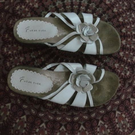 Baretraps Shoes Bare Traps Wear Ever White Leather Sandals Shoes