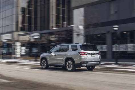 View Exterior Photos Of The 2026 Honda Pilot