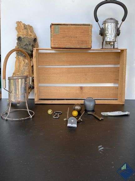 Wood Crate Lanterns Bear Wall Decor Etc Estate Details