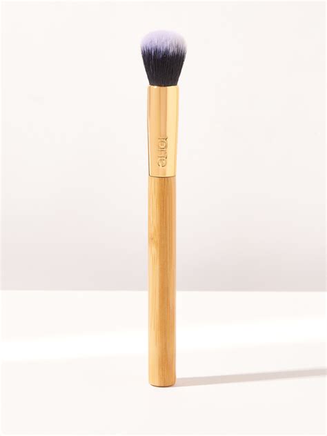 Large Medium Coverage Concealer Brush Tarte™