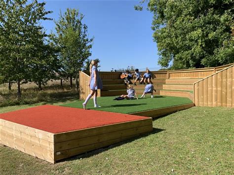 Pitton Primary Schools Performance Stage Pentagon Play