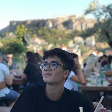 Georgealex Galexandrhs • Threads Say More