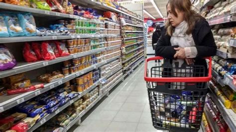 Consumo En Pozo Depresivo Por Primera Vez Alimentos Lideran La Caída