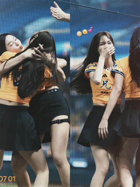 林夏蕾 林夏蕾 Added A New Photo