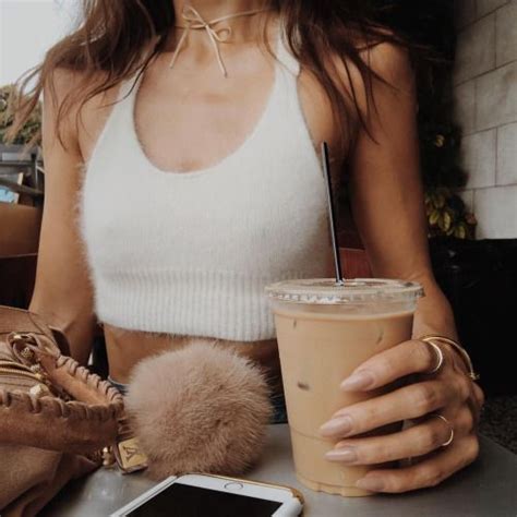 Au Color De Moda Estilo Minimalista Estilos De