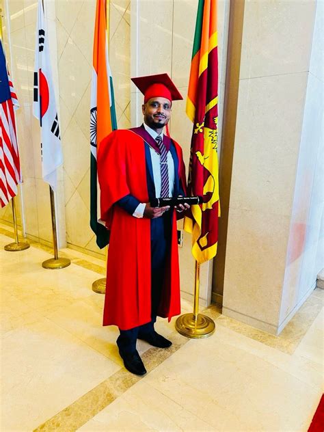 🎓 Officially Graduated 🎓 Mba London Metropolitan University I Am