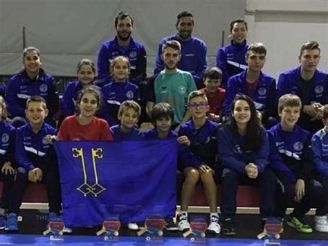 Canay García E Iwasa Suman El Oro En A Estrada