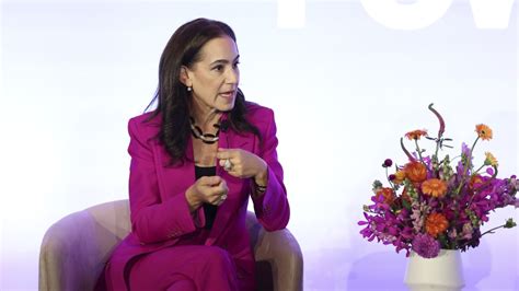 Jane Lauder To Step Down From The Estée Lauder Cos