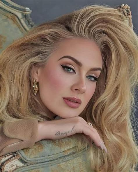 Pin By Thin Blue Line 🇦🇺👮‍♀️ On Adele ⚜ In 2025 Viral Videos Singer Viral