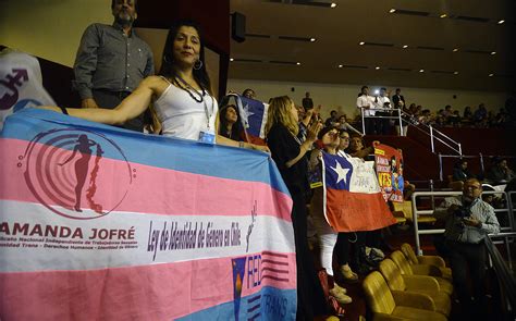 Senado Aprueba Ley De Identidad De Género Excluyendo A Menores De 14