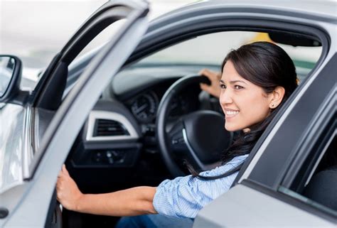 What Age Does Car Insurance Decrease For Women Insights