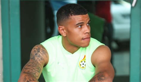 17 000 Kilometer Geflogen Aber Keine Minute Gespielt Nati Frust Bei Hsv Profi Mopo