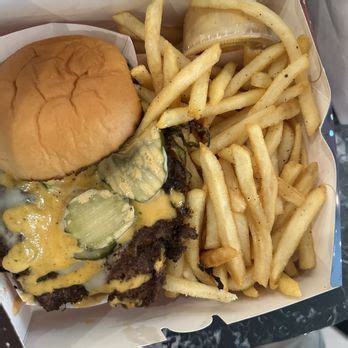 Burger 3000 Updated July 2025 624 Photos And 717 Reviews 9846 Mason