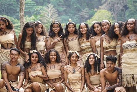 Pin By Rachael On Melanesian Tattoos Samoan Women Melanesian People