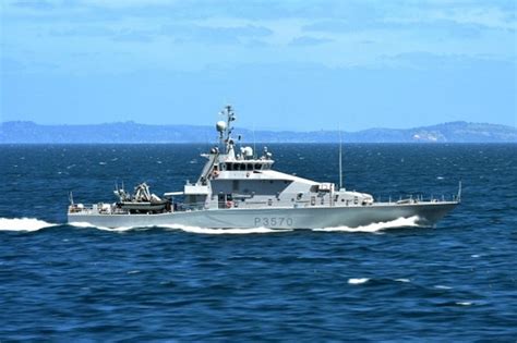 Nz Personnel Help Irish Navy Break In Regenerated Patrol Ship Naval