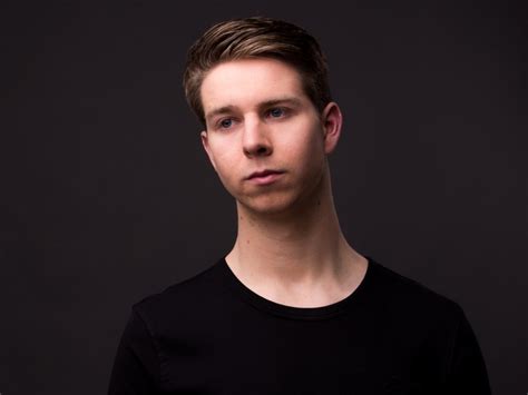 Timmo Hendriks Spreads Message Of Hope With Uplifting Progressive House Release Something To