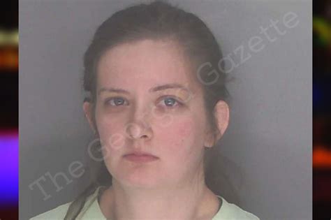 Sarah Loftis — Douglas County Jail Bookings