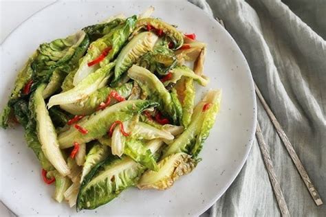 Stir Fried Lettuce With Oyster Sauce Fermented Bean Curd Recipe