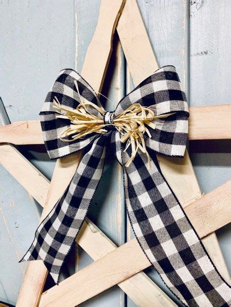 How To Make A Loopy Bow Using A Simple Technique Lizzy And Erin