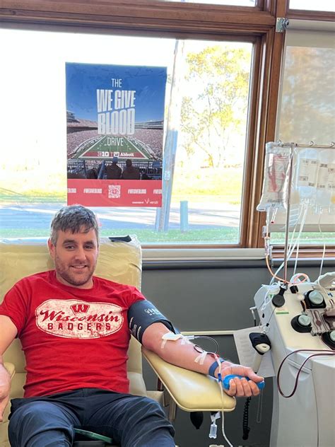 Abbottproud Abbott Wasnotreadyforthephoto Jamie Abbott