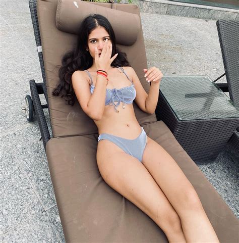 Deeksha Gupta Rdesiwomenlove