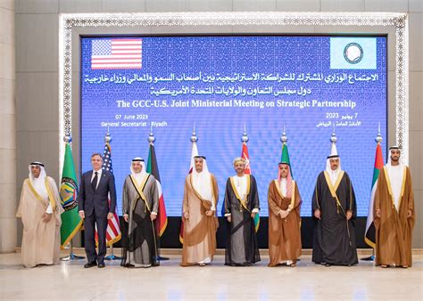 دعم أميركي وخليجي لحل سياسي في سوريا والحرب ضد داعش North Press Agency وكالة نورث برس