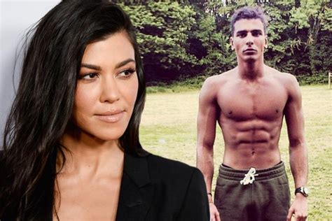 Kourtney Kardashian Modeling Kourtney Kardashian Promiflash