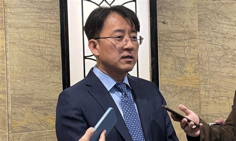 이청 삼성디스플레이 사장 “中 추격에 Lcd 전철 밟을라… 기술 격차 벌려야”