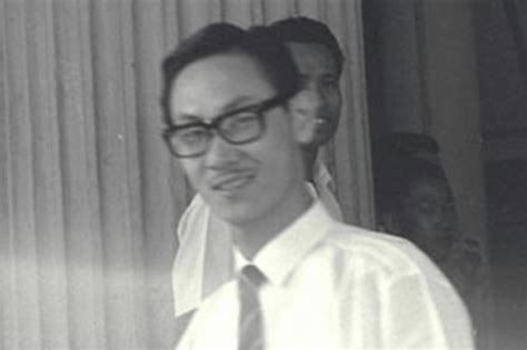 Pm Lee Sends Condolences To Wife Of Longest Serving Isd Director Lim