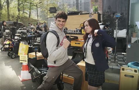 Noah Centineo Peter Kavinsky Xo Kitty Cameo Explained